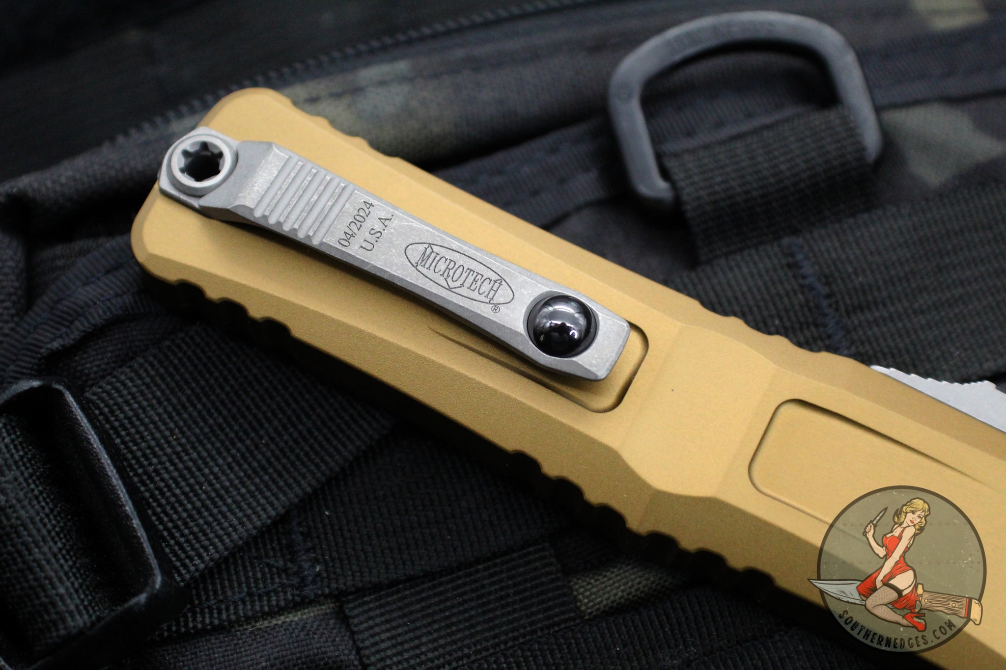 Microtech Combat Troodon Gen III OTF Knife- Single Edge- Tan Handle- A ...