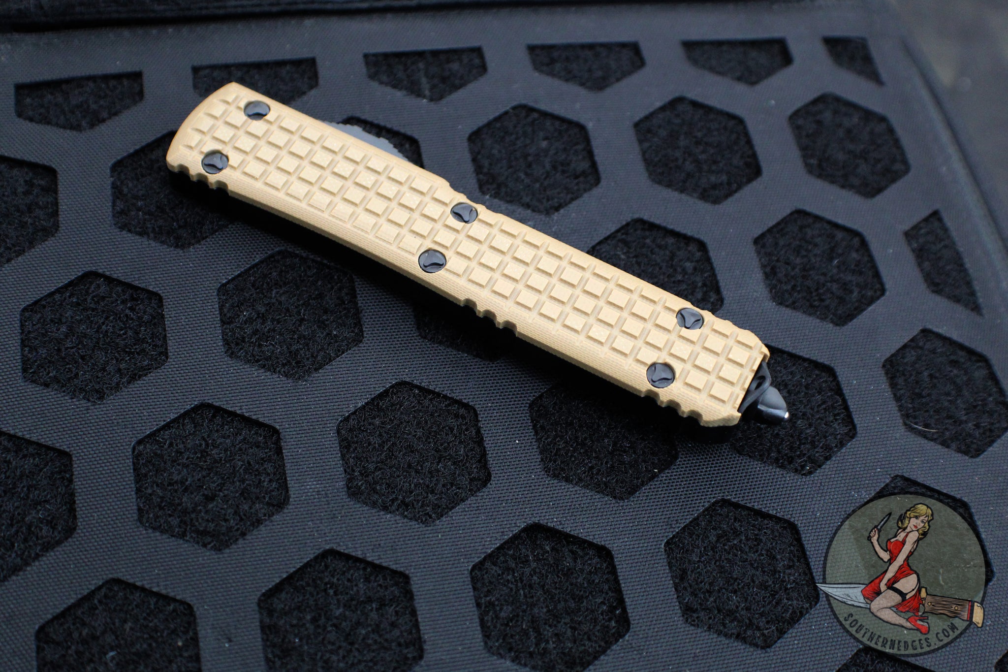 Microtech Ultratech OTF Knife- Tanto Edge- Frag Pattern Tan G-10 Top ...