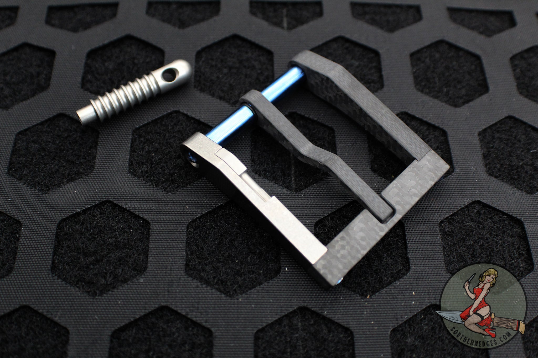 Blackside Customs Modular Belt Buckle- Carbon Fiber with Blue Titanium ...