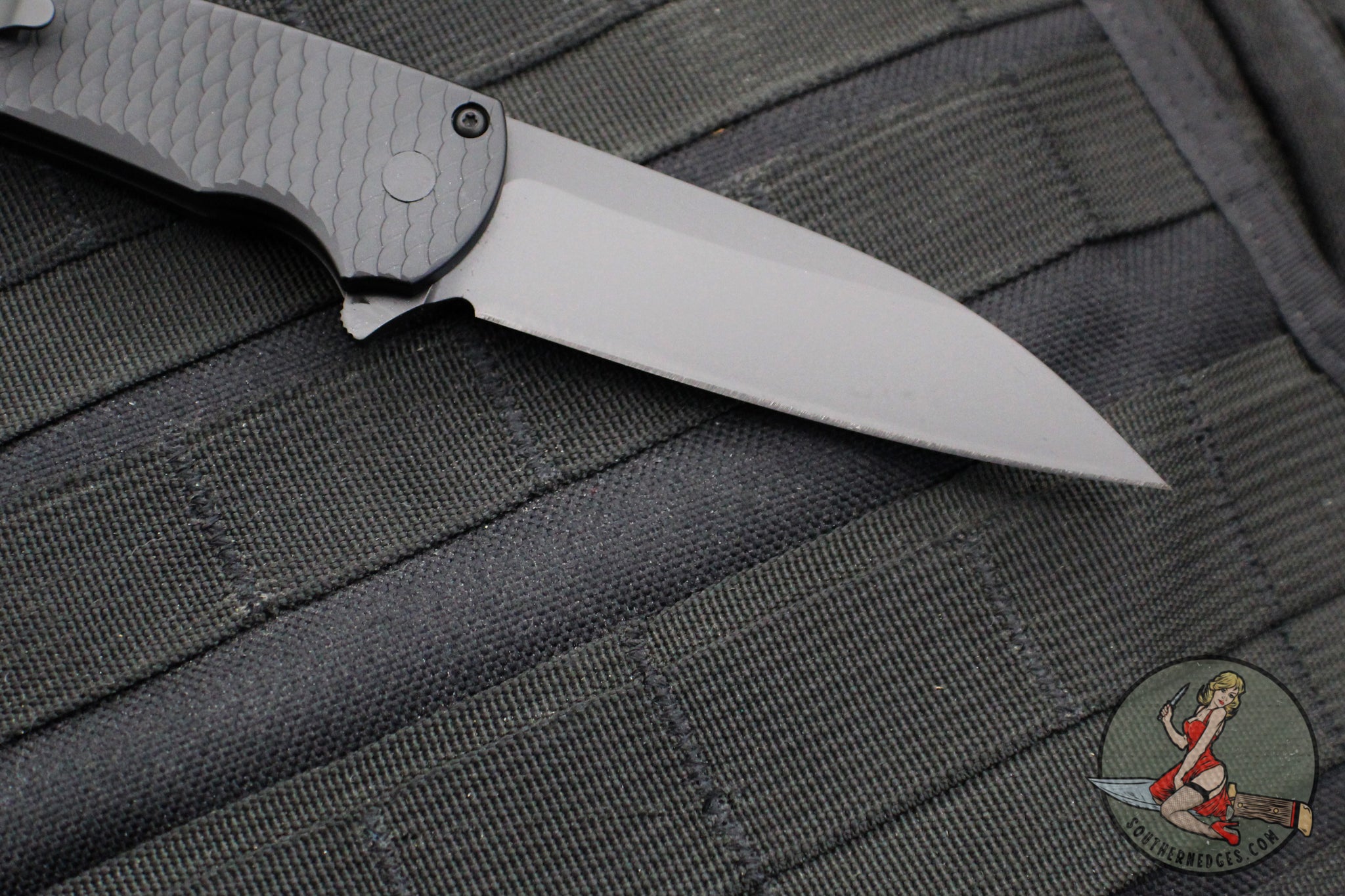 Protech Malibu Flipper- Wharncliffe Blade- Black "Dragon Scale" Textur ...