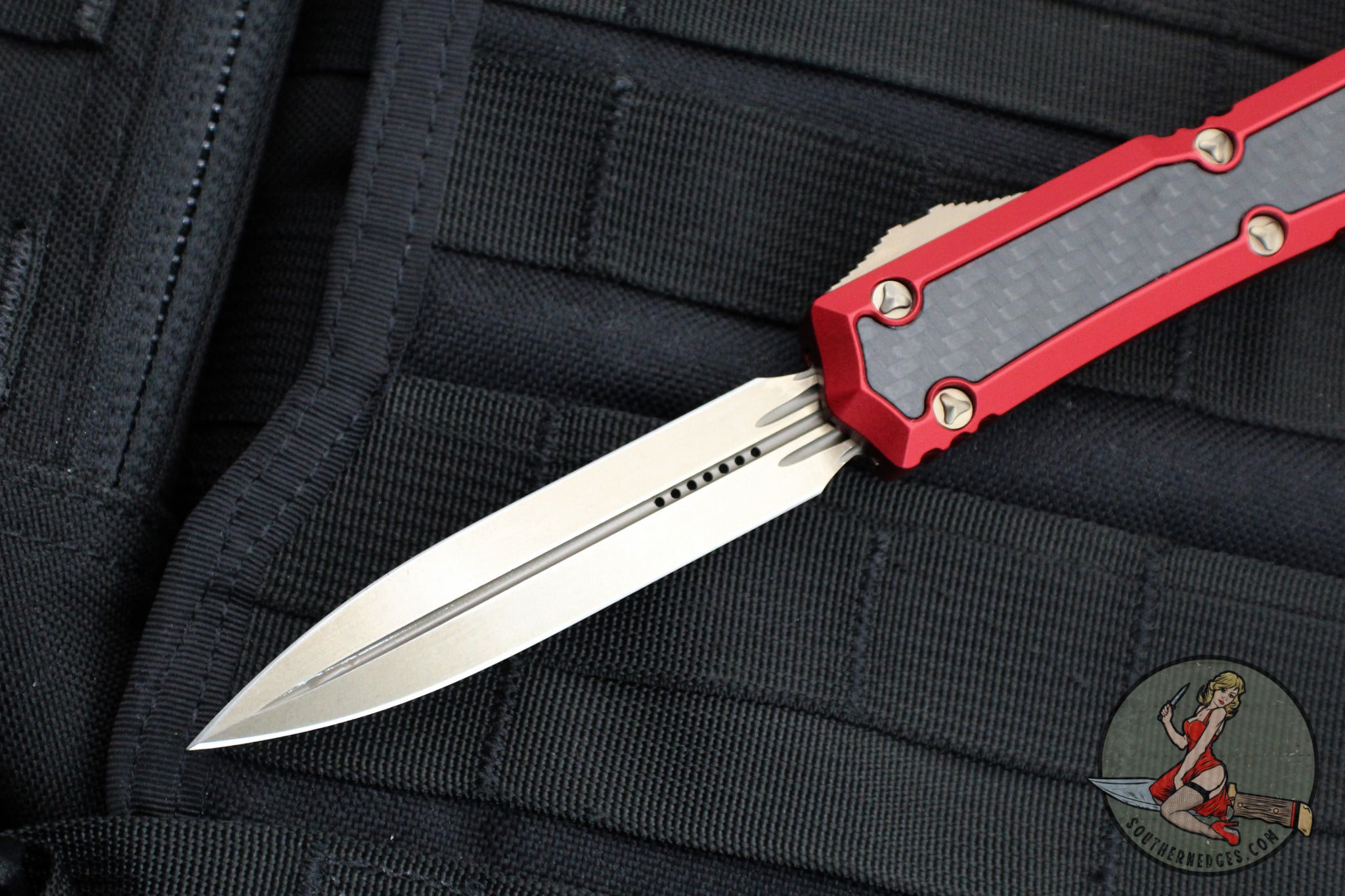 Microtech Makora- Double Edge- Red Handle With Carbon Fiber Inlay- Bro ...
